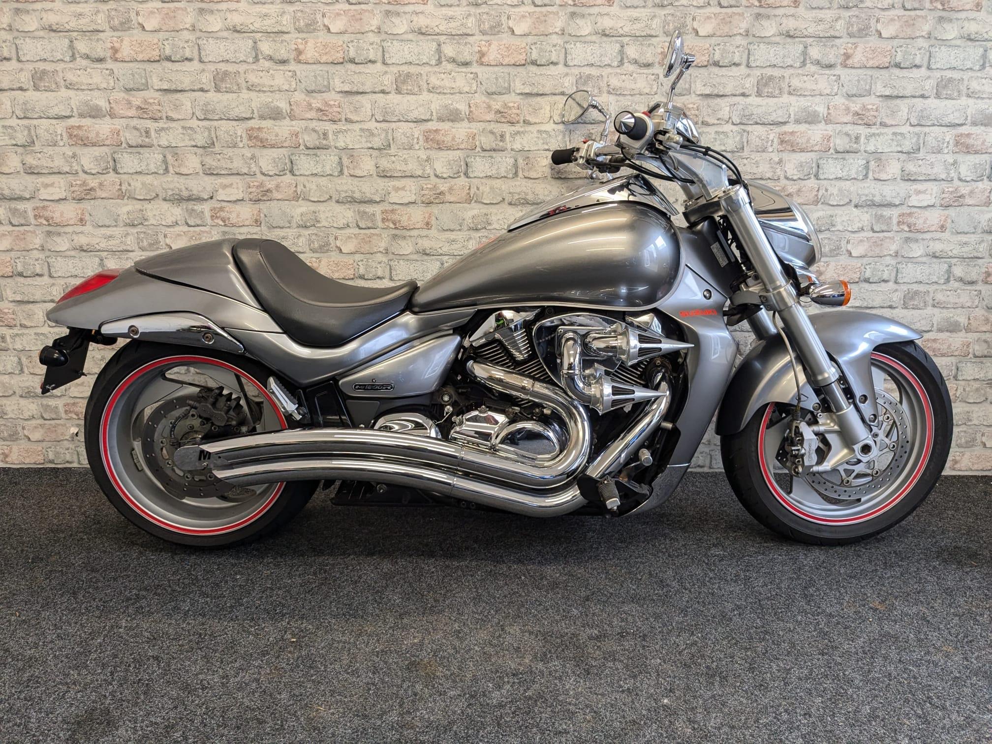 Suzuki boulevard m109r custom for sale store
